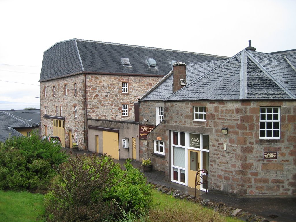 Fahrenheit 173 - Distillery photo: Glenmorangie-stillhouse